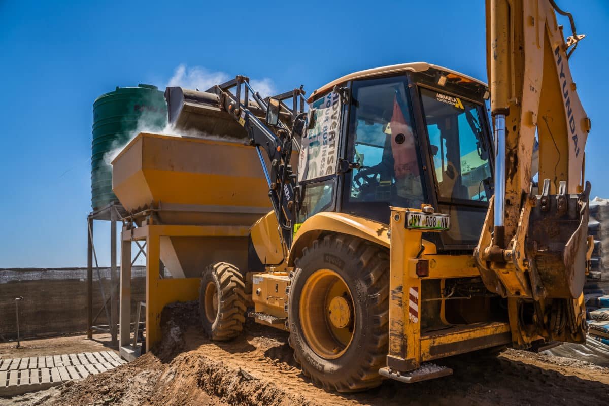 Amandla Construction - Website, Profile, 3D Logo and Photography ...